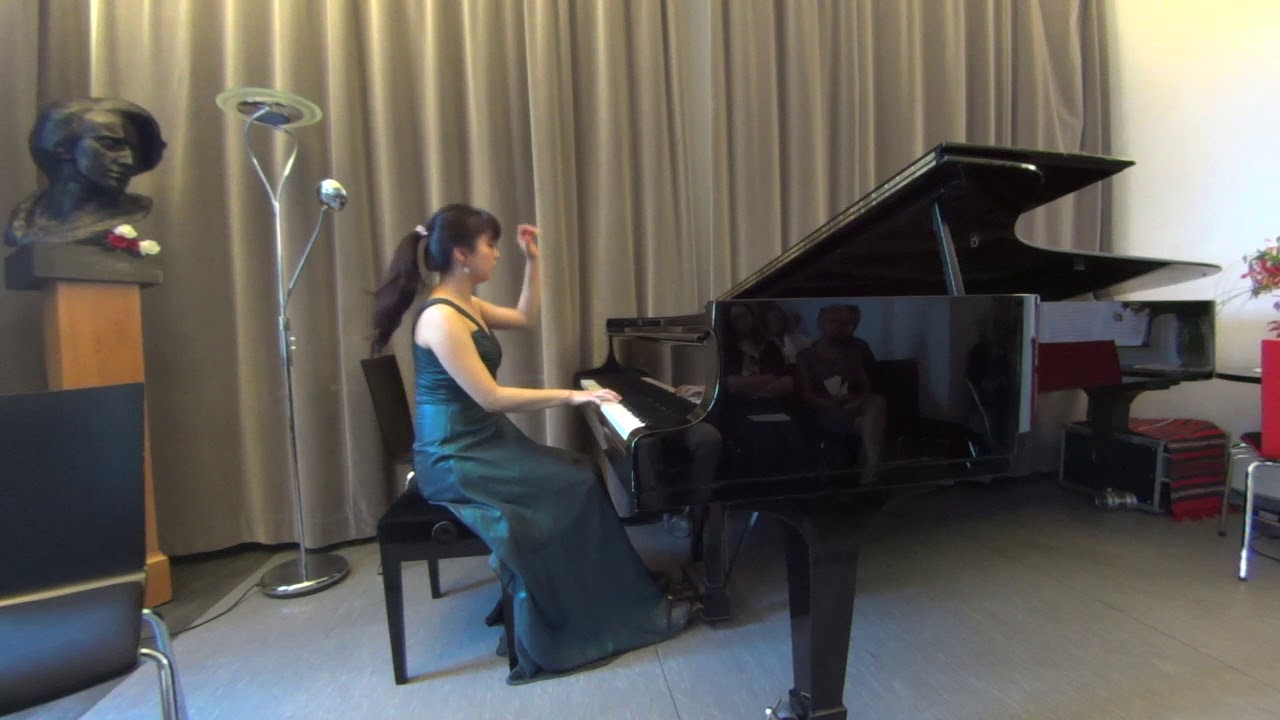 Yeon-Min Park: Chopin - Rondo à la Mazur op. 5 - YouTube
