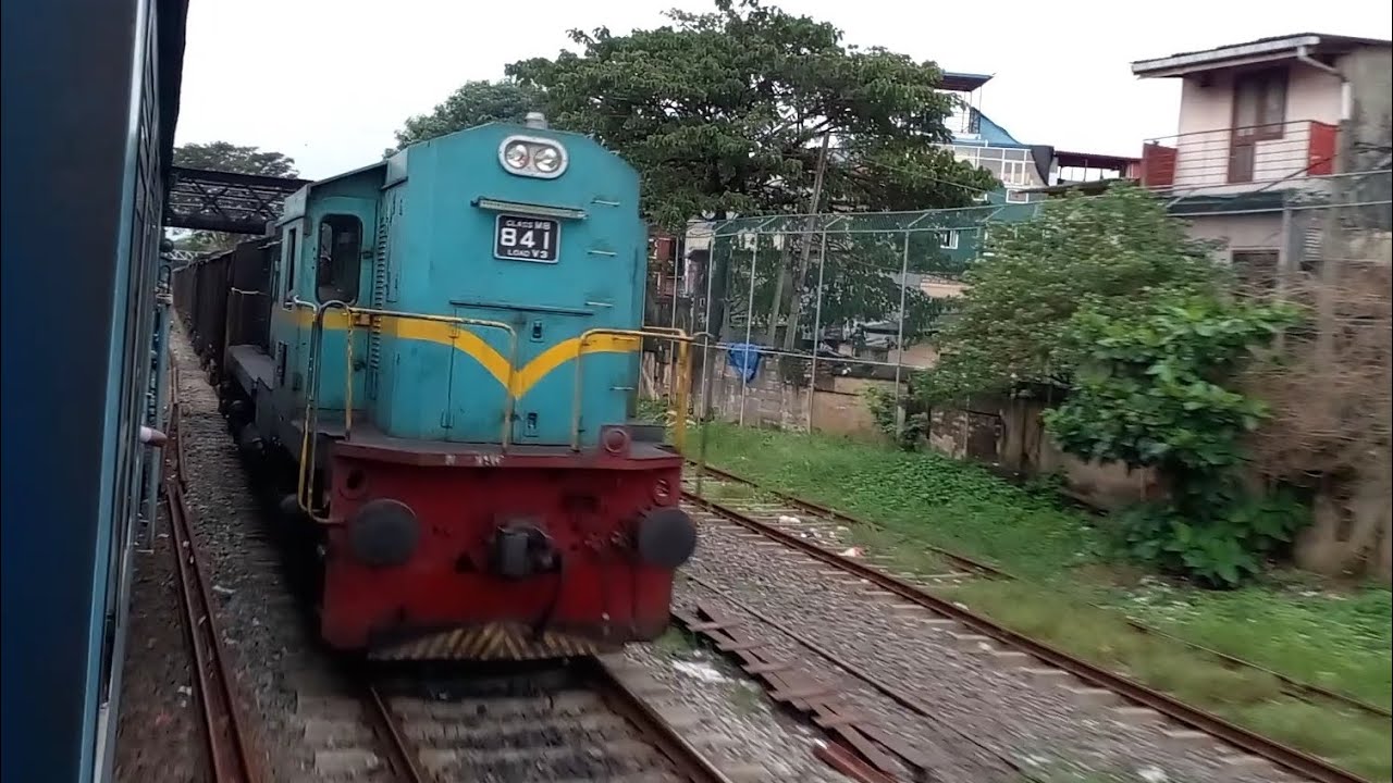 Sri Lanka Railway M8 841 Train No872 Arriving Maradana Railway Station ...