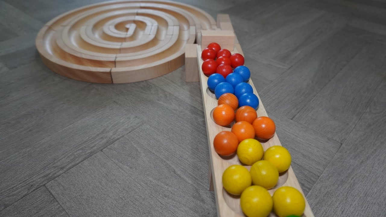 MARBLE RUN WOODEN WINDING TRACK COLORED BALLS! - YouTube