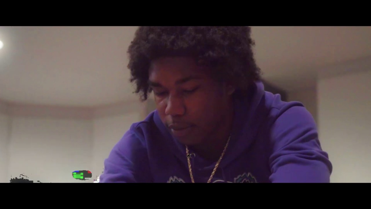 D30 - AINT EASY REMIX (OFFICAL VIDEO) - YouTube