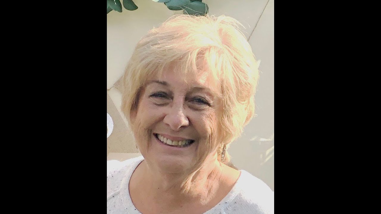 Meet the Artist: Anne Hunter - YouTube