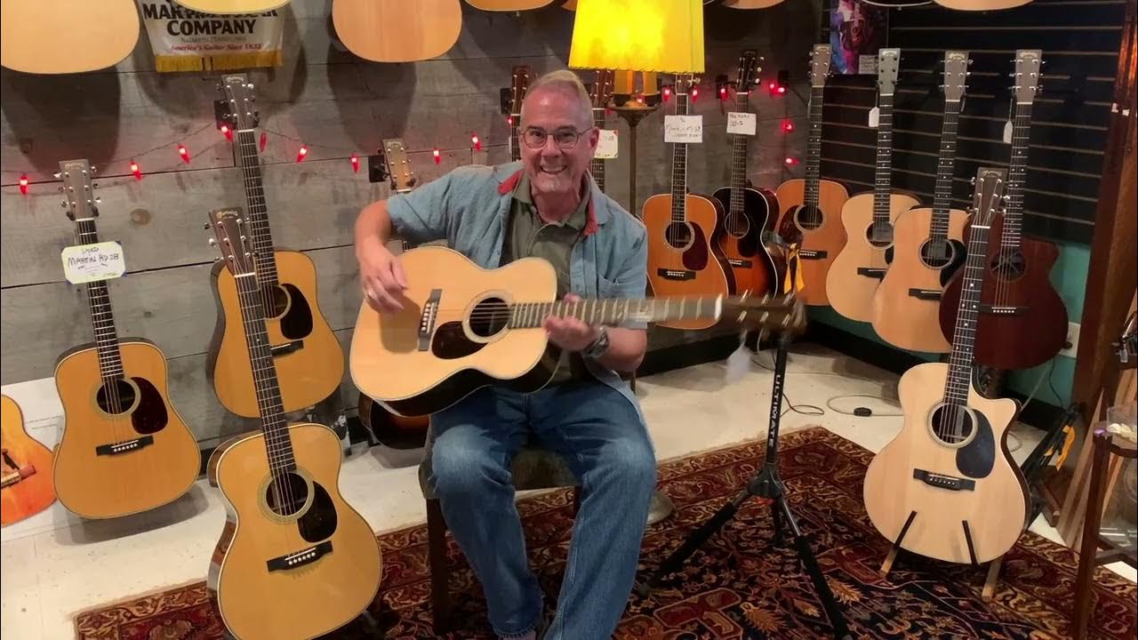 The Martin OM-28, Standard and Modern Deluxe - YouTube