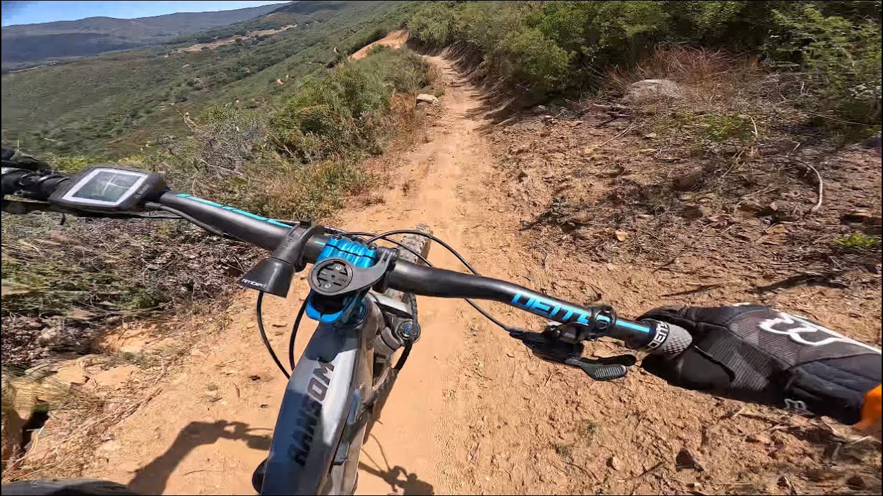 RABBITS LEAP TRAIL(Luiseno bike park Pauma,Ca) It’s Flowy and picks up ...