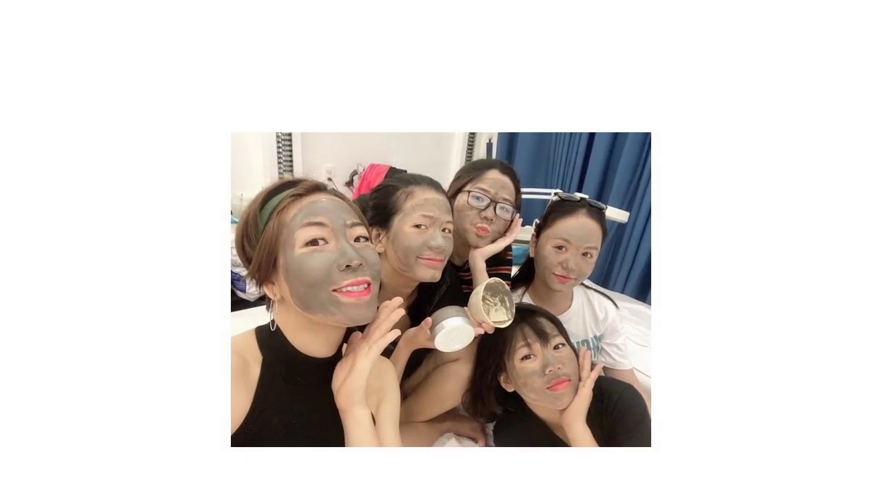 Mặt Nạ Nam Châm M4 Seacret - YouTube