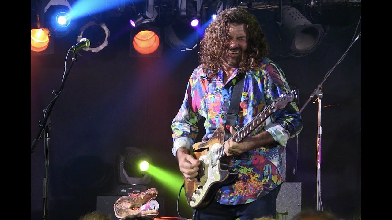 ''SHELTER ME'' - TAB BENOIT @thetokenlounge8891; August 2022 - YouTube