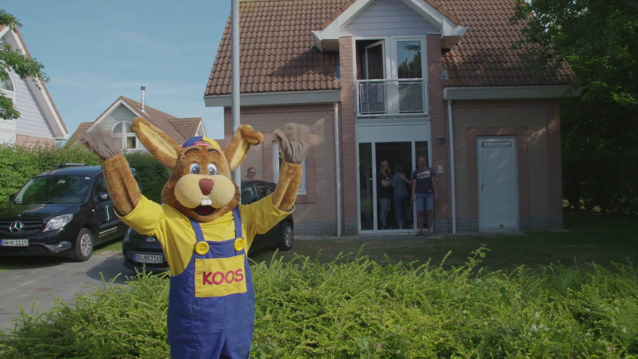 Summersale TV - Dansen met Koos | Roompot Vakanties - YouTube
