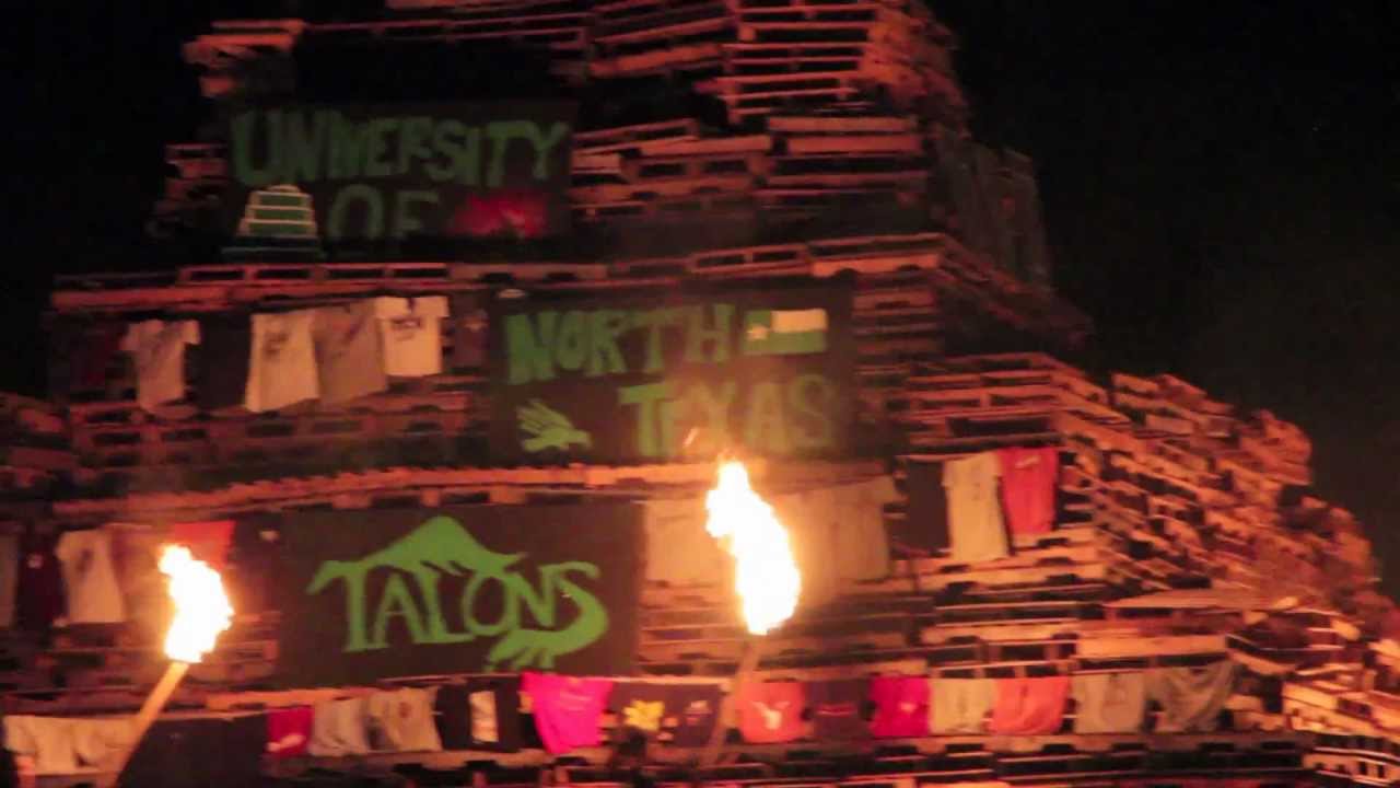 University of North Texas Bonfire 2012 - YouTube