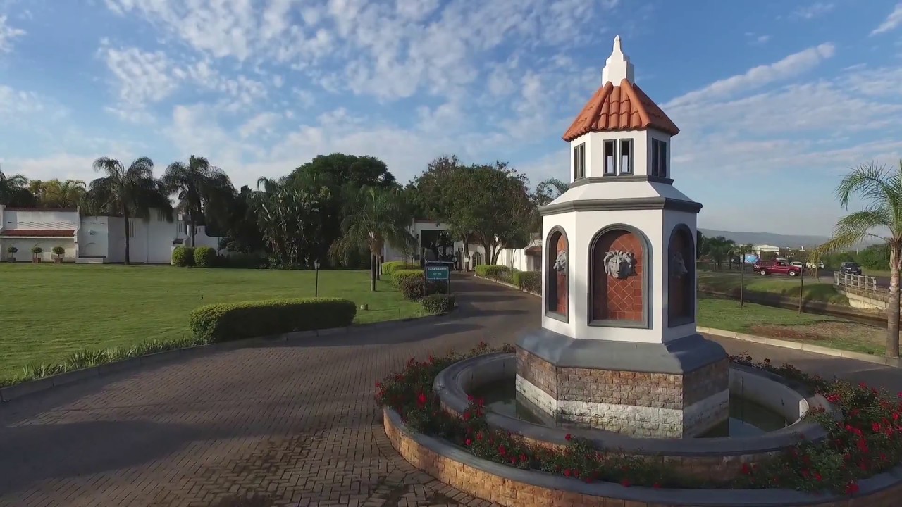 Casa Grande Lodge BRITS - YouTube