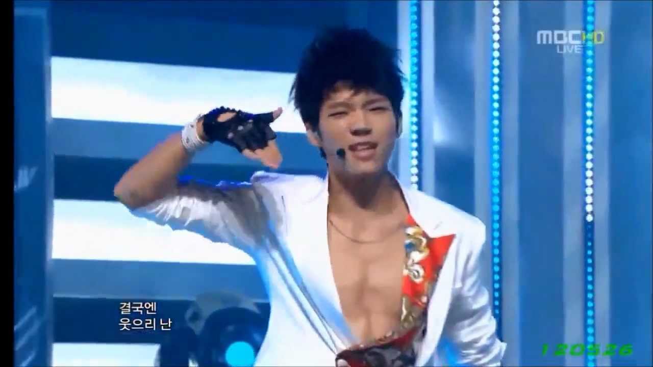 Infinite Sunggyu Abs