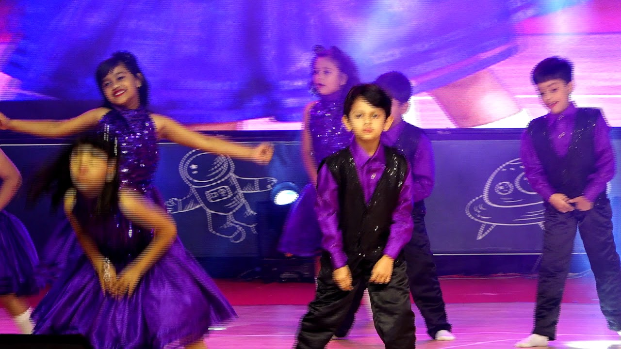 Freestyle Dance by Class I A - Annual Day Celebration 2019-20 @SVKM ...