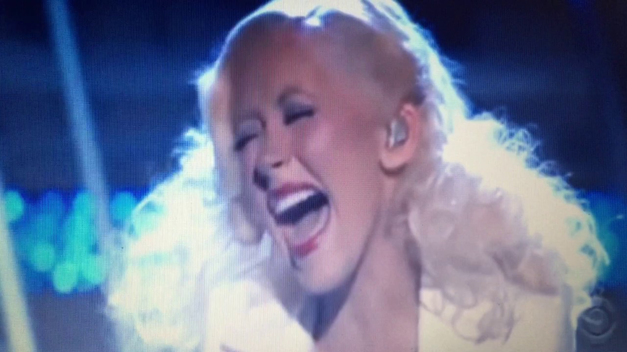 Christina Aguilera Can Sing - YouTube