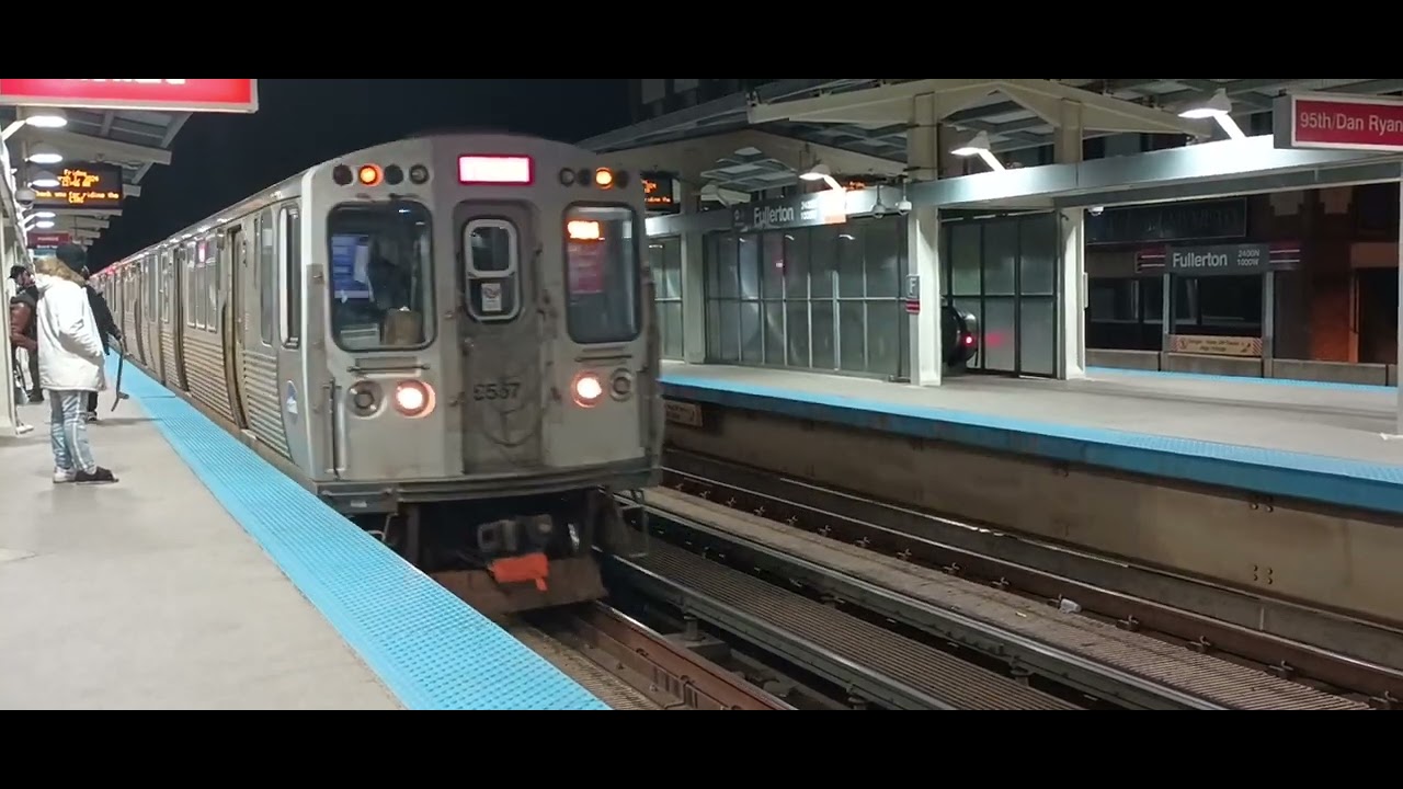 Red Line train at Fullerton CTA station 3/1/2024 - YouTube