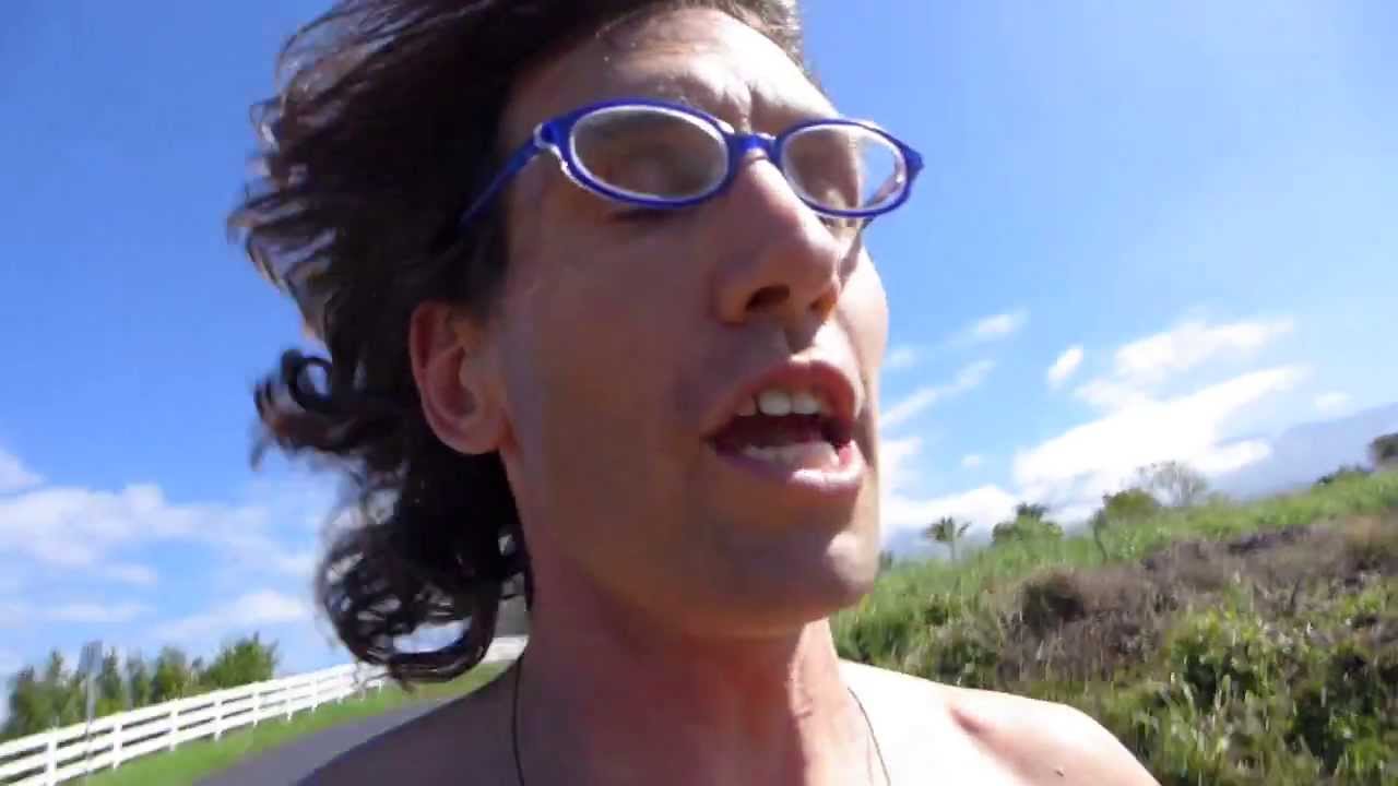 Michael Sandler - Running Mindful - Foot Landing and Knee Pain - YouTube