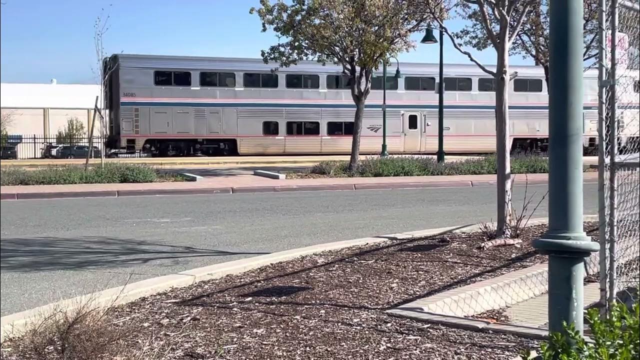 Amtrak California Zephyr 6 departing on track 3 at Martinez - YouTube