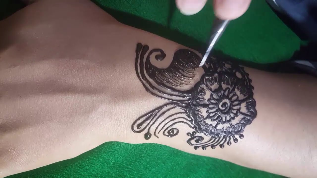 Indian mehndi design| Piche ke hath ki mehandi ka design| Mahdi ka ...