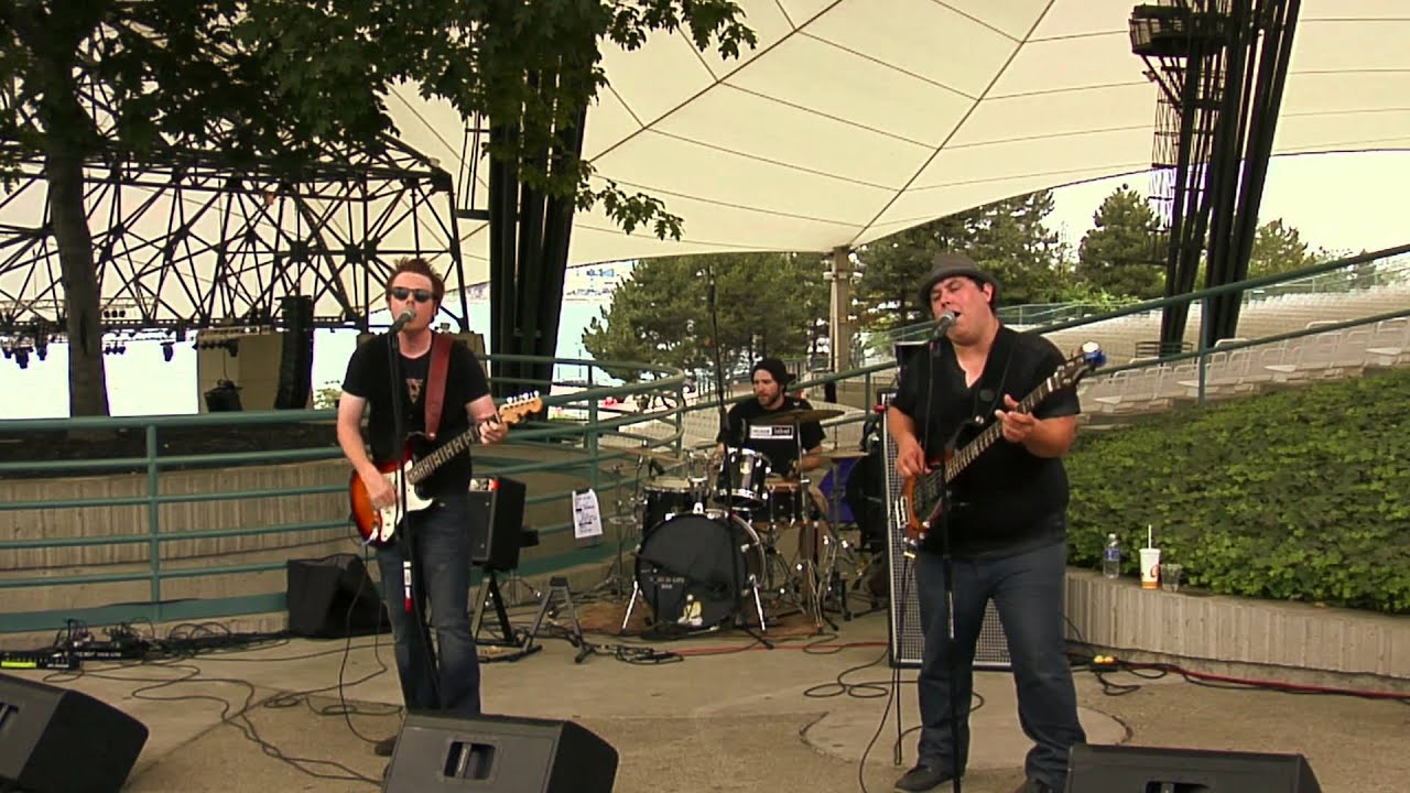 Mike Leslie Band - YouTube