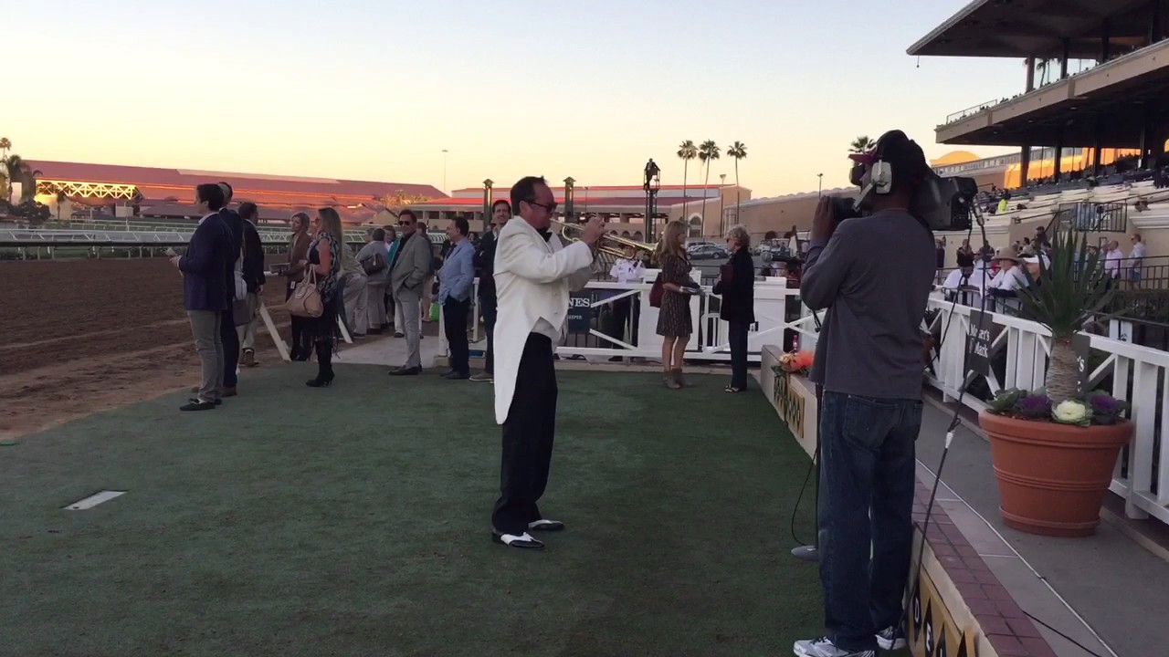 Last bugle call of the day at Del Mar - YouTube