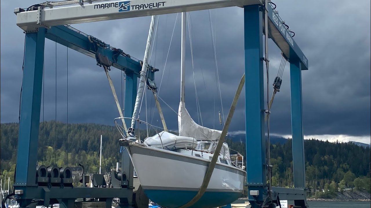 Sailboat Haulout - YouTube
