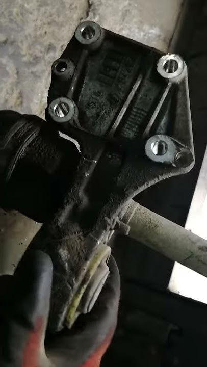 Подвесной подшипник Peugeot 307 - YouTube