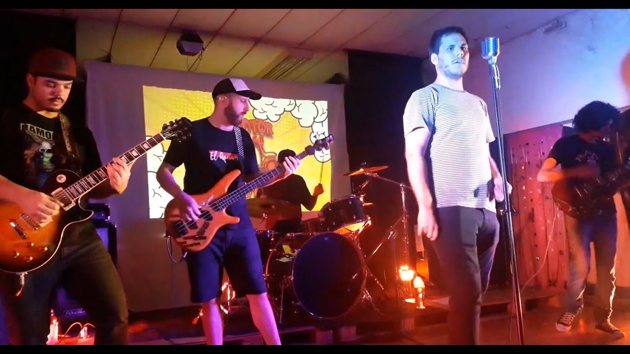 Ana no duerme Almendra Cover Banda 🎸🎶🔊🎧 - YouTube