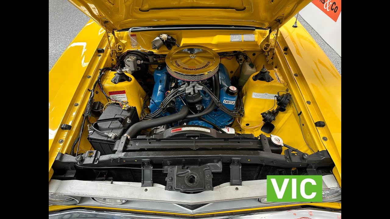 1973 Ford XA GT Sedan - Engine Video - YouTube