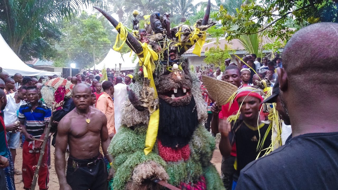 Nigerian Masquerade at Traditional Funeral - YouTube