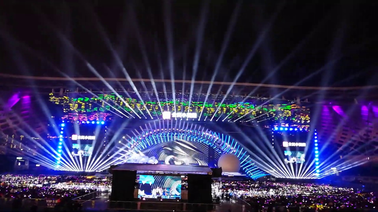 DAGE Beam Light 380w for Large Event of 2019 New Year - YouTube