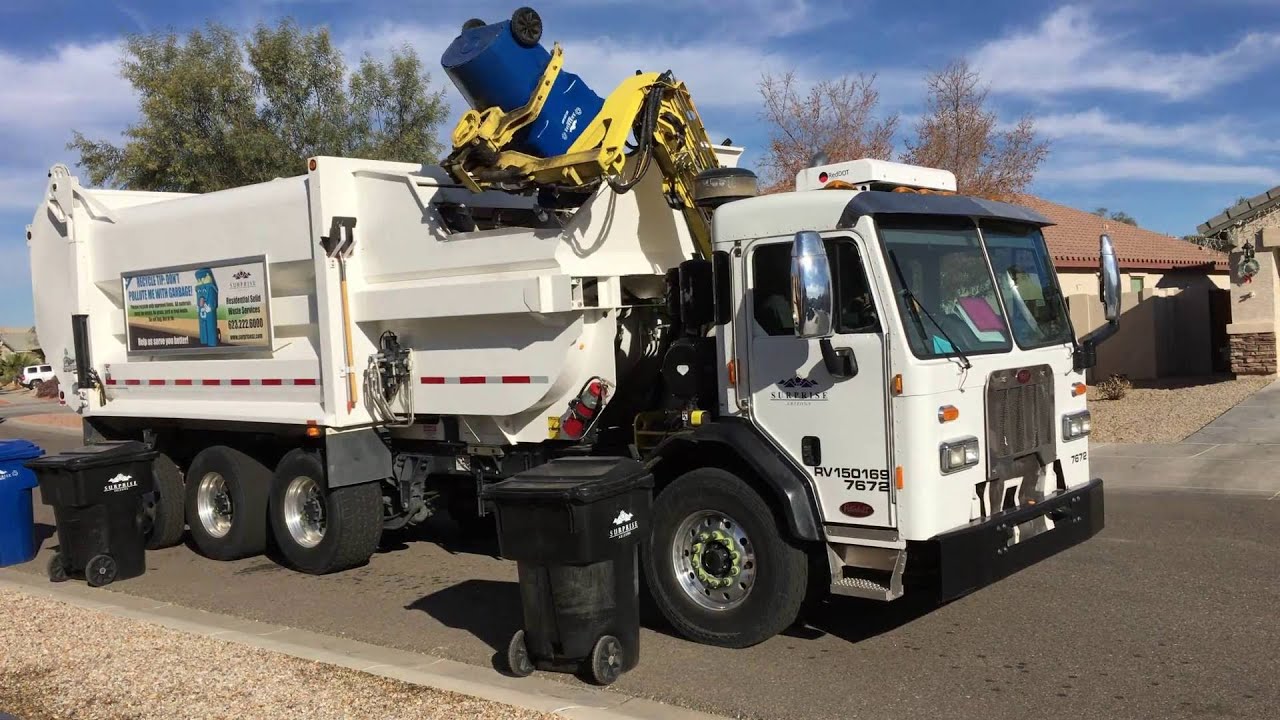 INTRODUCING the NEW SCORPION Full Eject Automated Side Loader - YouTube