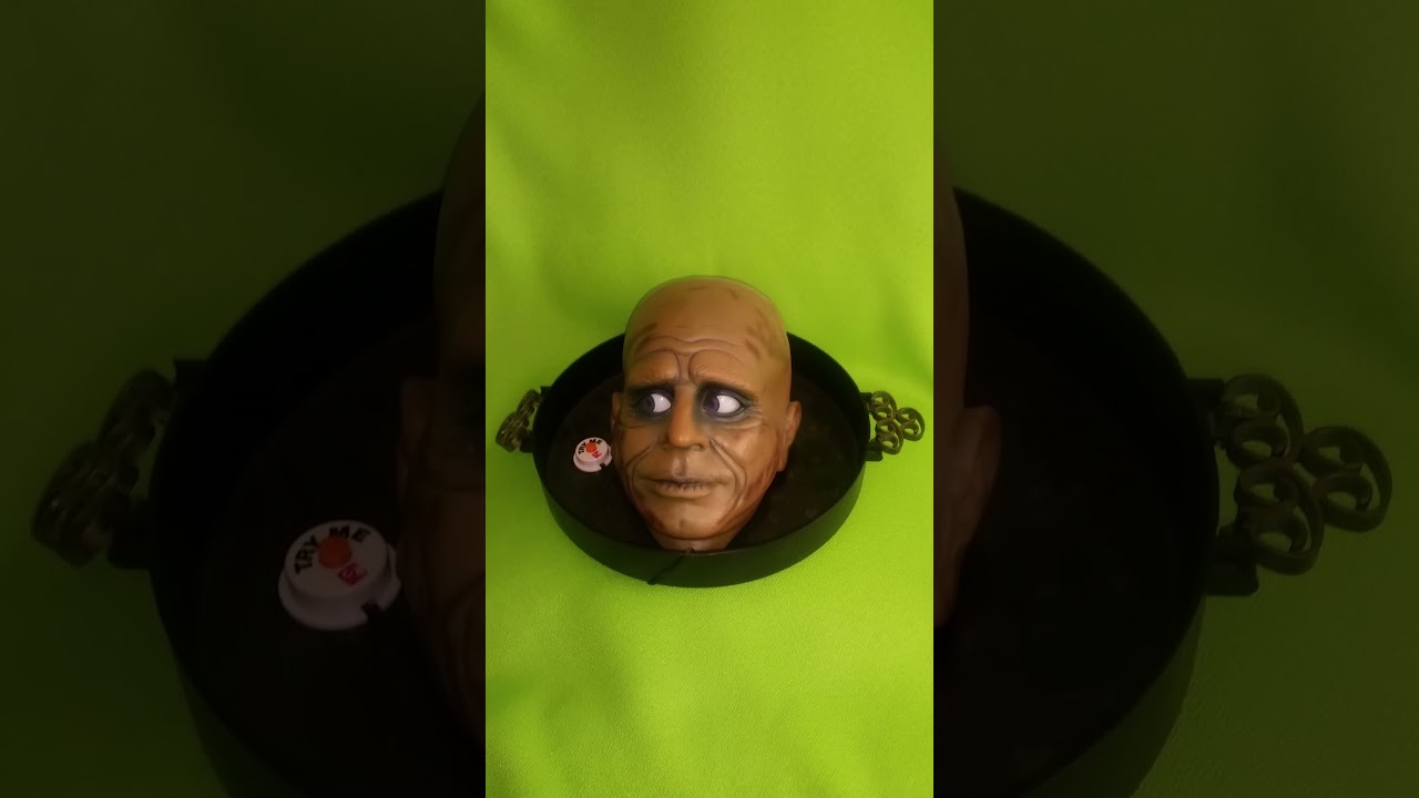 Gemmy very rare butler head on tray - YouTube