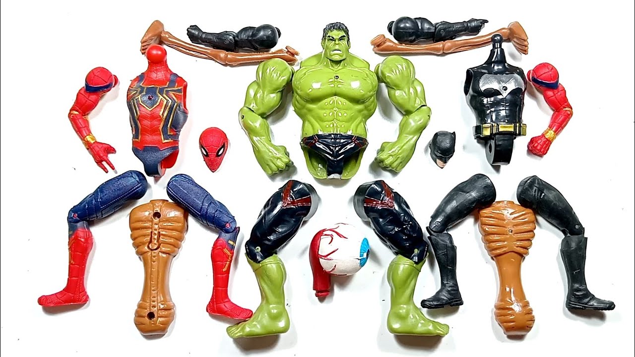 Merakit Mainan Spider-Man, Hulk Smash, Batman dan Siren Head ~ Avengers ...