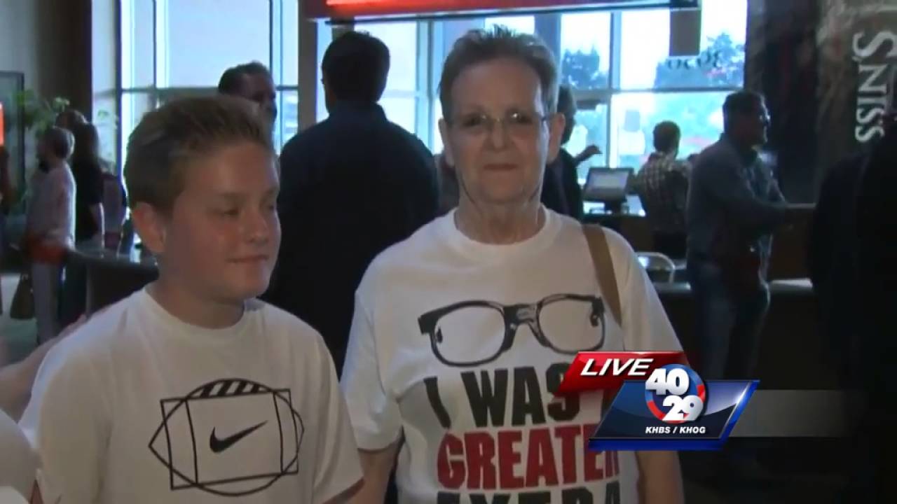 Brandon Burlsworth movie “Greater” premieres in Fayetteville - YouTube