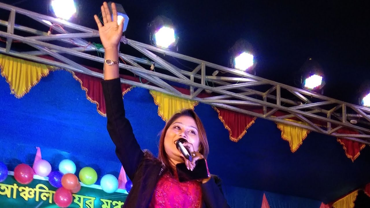 Munia moon new song....mon pagla tore ami bujhaite parilam na re - YouTube