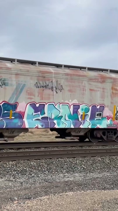 UP 7714 leads WB 3x4x2 Loaded Soda Ash Train with KCS 4726 in Nampa, ID. Full video coming soon ...