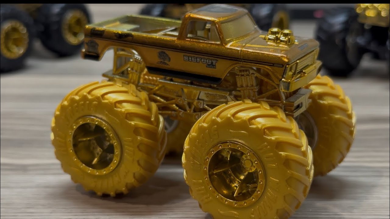 Hotwheels Monster truck Gold Bigfoot 50th (español)DEBE SER PARTE DE TU ...