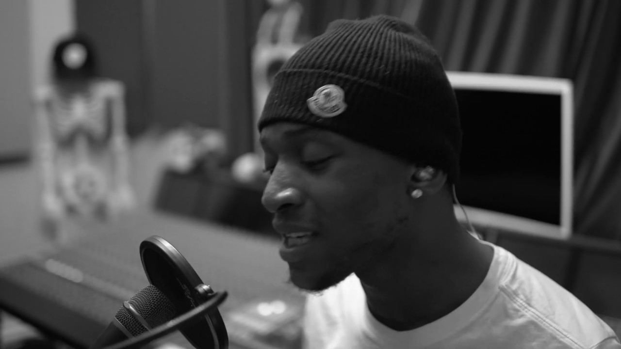 Jay Bizzy - Jumped Out (Original) [ Acoustic Session] - YouTube