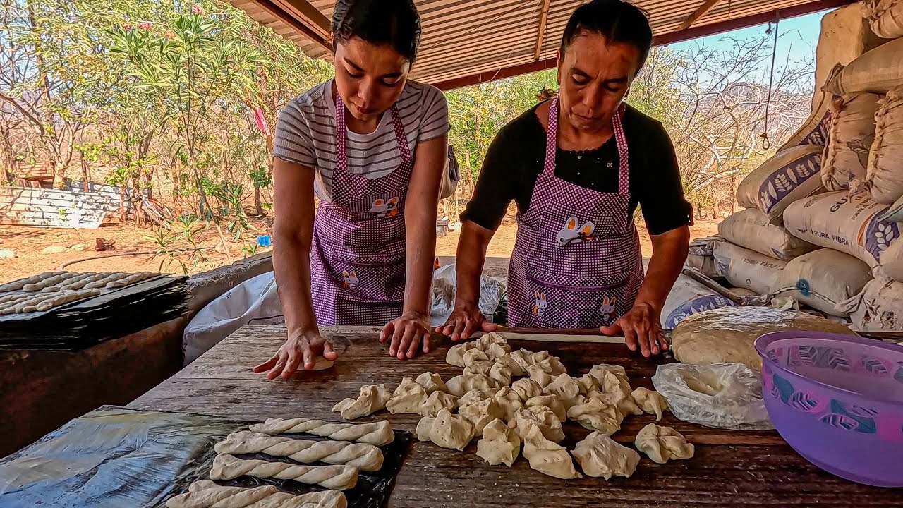 Pan de Rancho (Conchas, Empanadas & Trenzas) en Horno de barro a la ...
