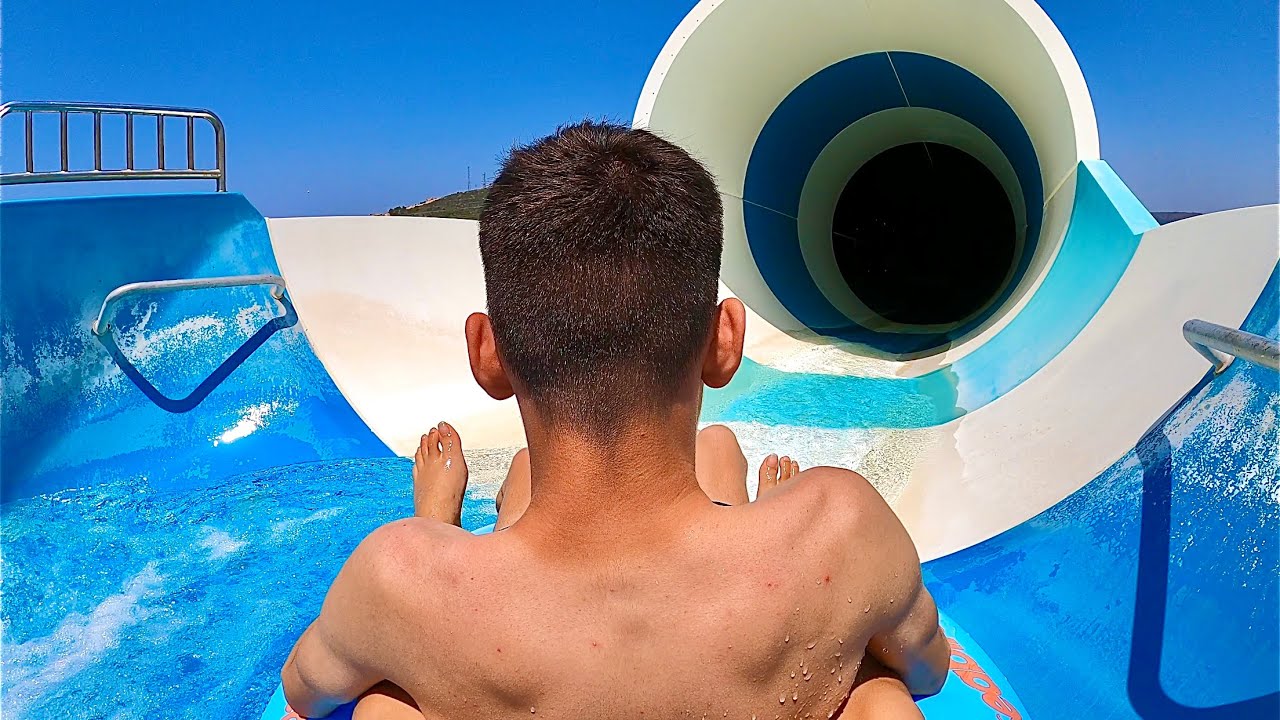 Space Race Water Slide at Oasis Waterpark - YouTube