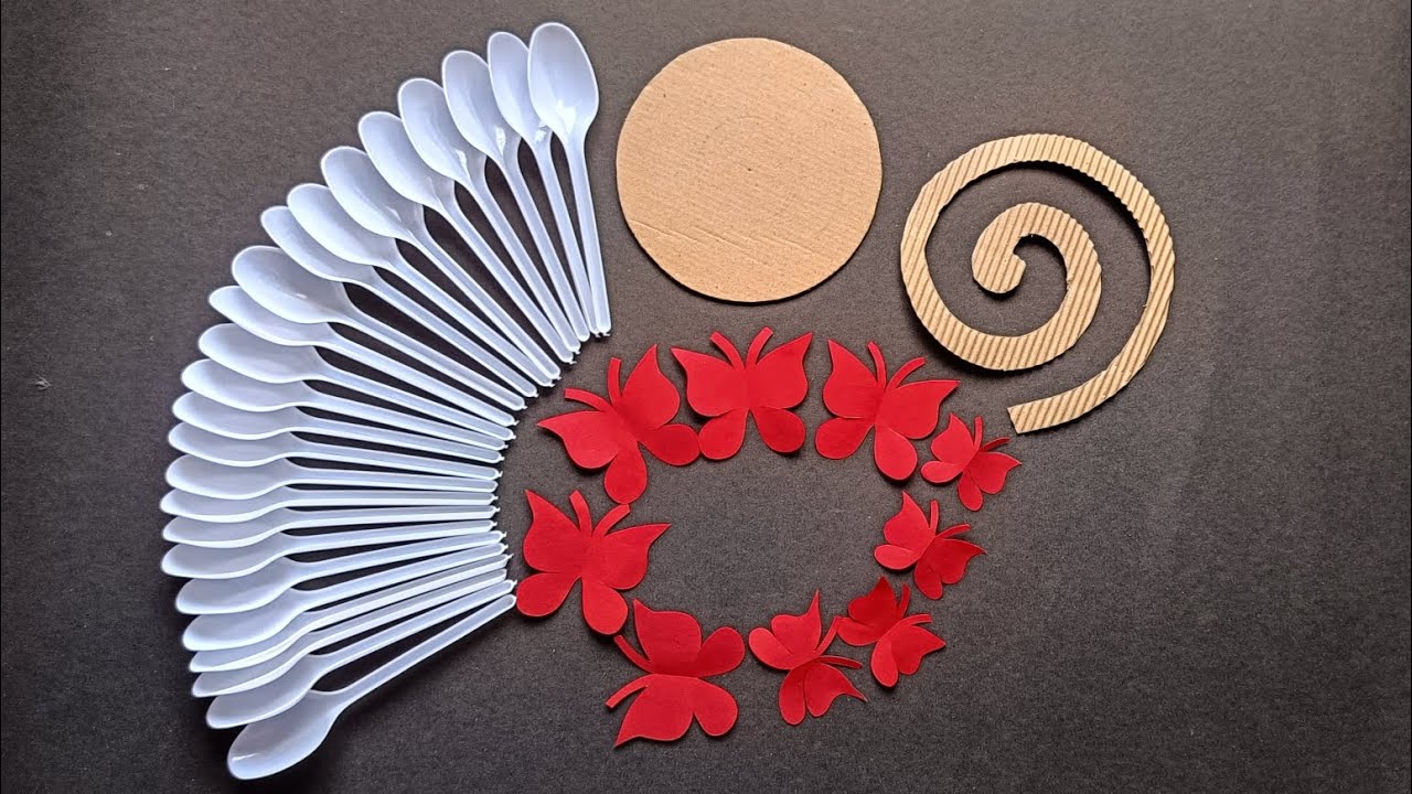 Beautiful wall hanging craft using plastic spoons 2025 | paper craft ...