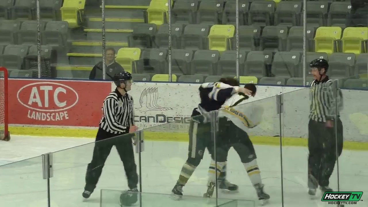 Doug Scott fights Sean Gulka - YouTube