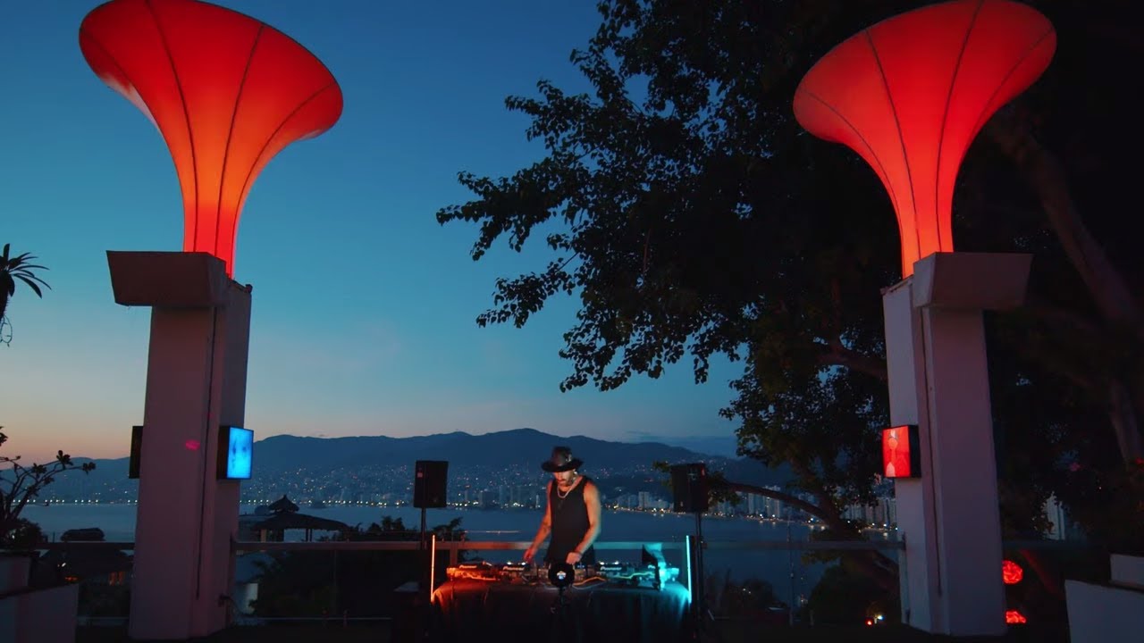 Aaron Sevilla / Palladium Sunset Dj Set / Pulse Wave Tv - YouTube