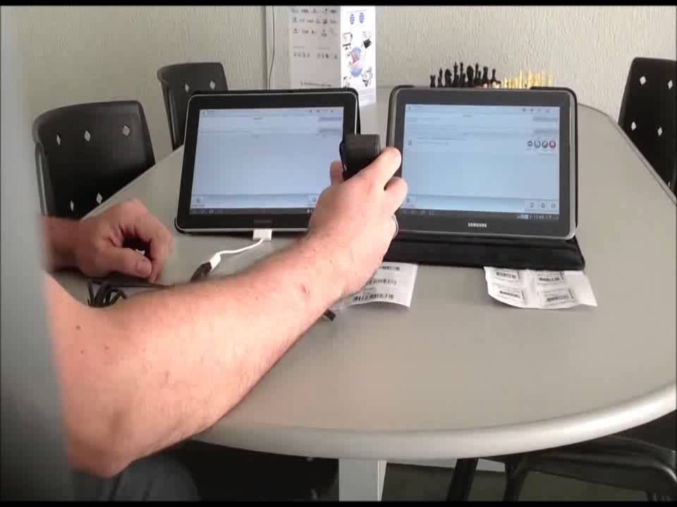 Catálogo Digital para tablets com leitor de código de barras - YouTube