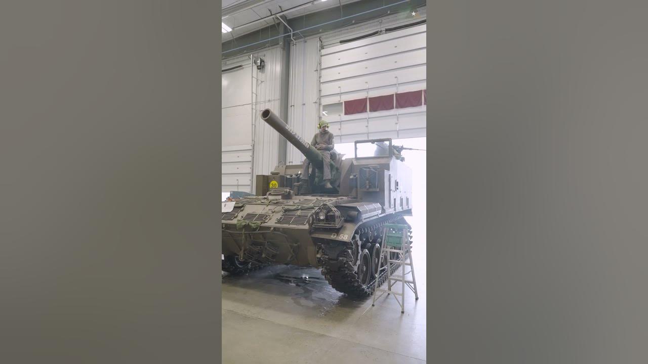 M44 Self-propelled Howitzer - YouTube