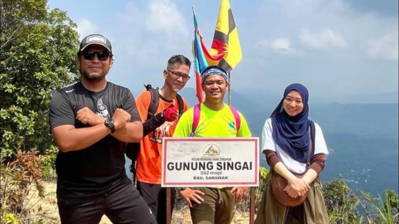 Hiking Mount Singai Bau - YouTube