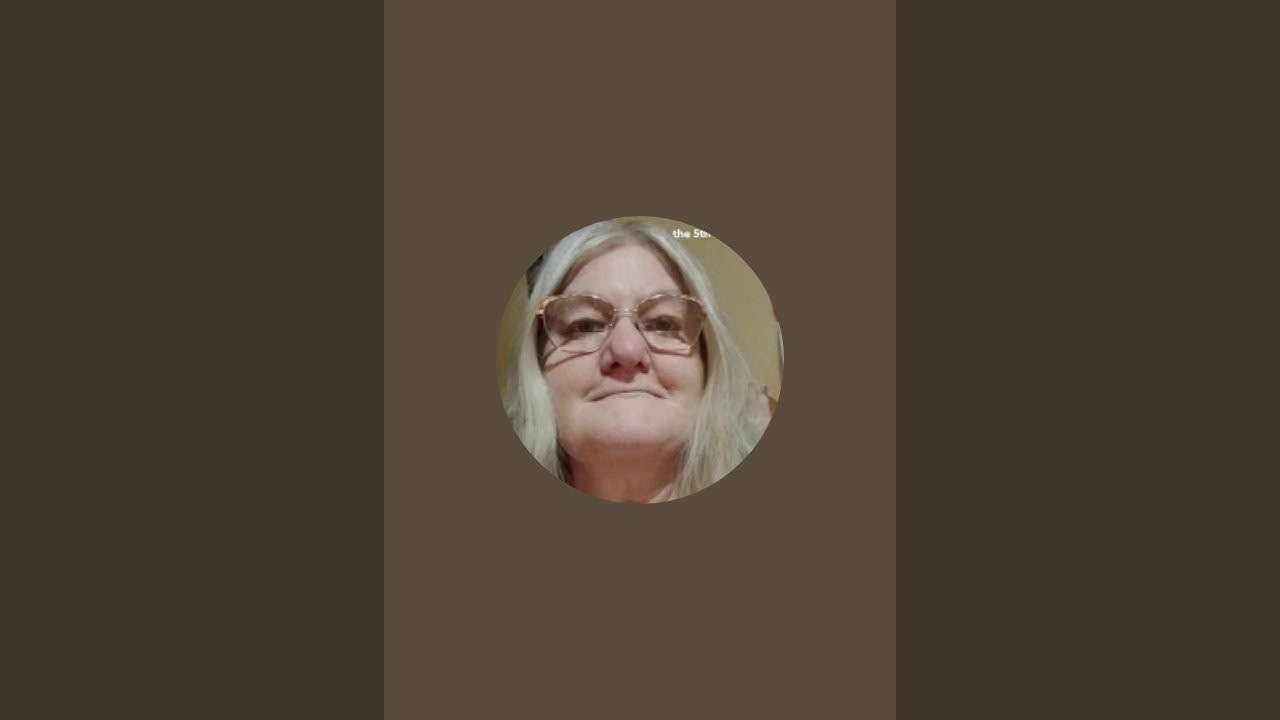 Kim is live! - YouTube
