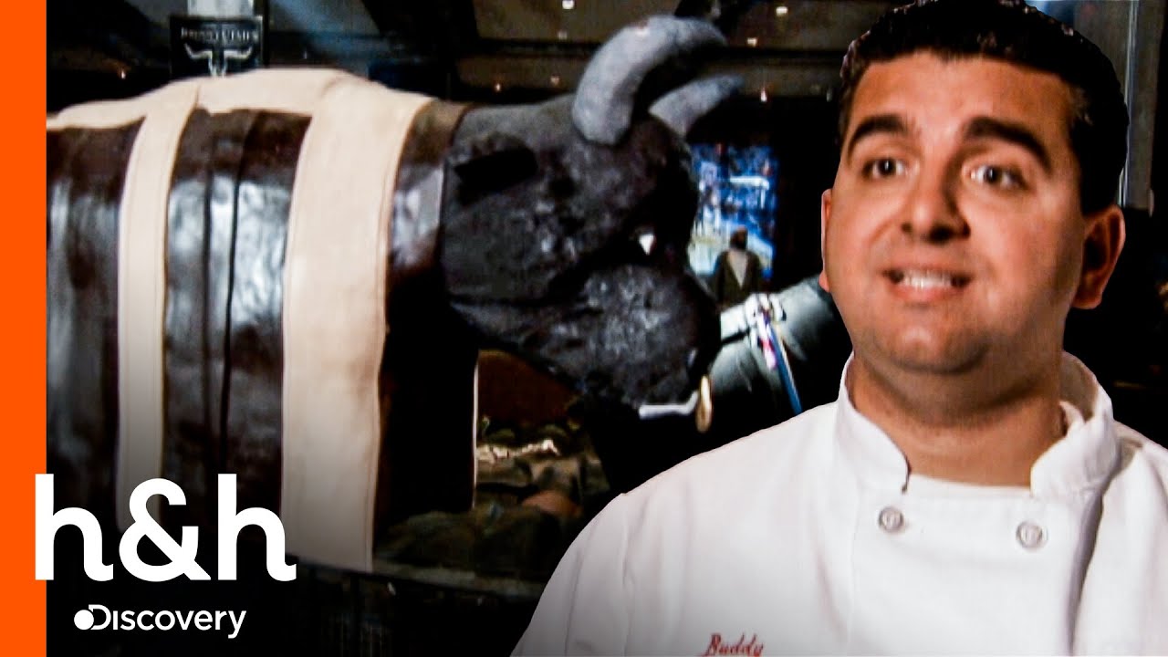 ¡Un toro mecánico hecho pastel! | Cake Boss | Discovery H&H - YouTube