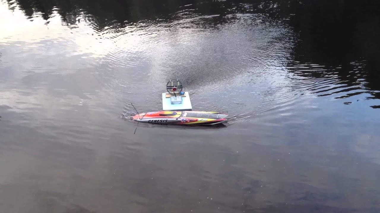 Rc Rescue boat Part 3 - New and bigger propeller - YouTube