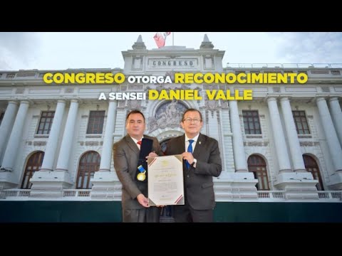 Congreso de la República hace reconocimiento al sensei Daniel Valle por su trayectoria deportiva ...