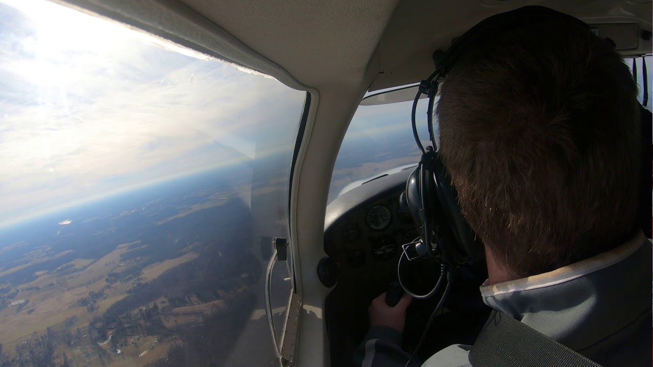 Return to KGAI from touch and goes at Carrol County - YouTube