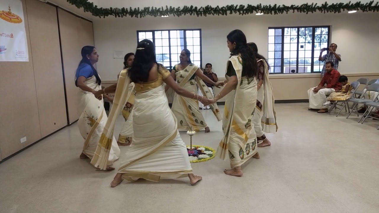 Kaithapoo Thiruvathira - Ushus Onam 2017 - YouTube