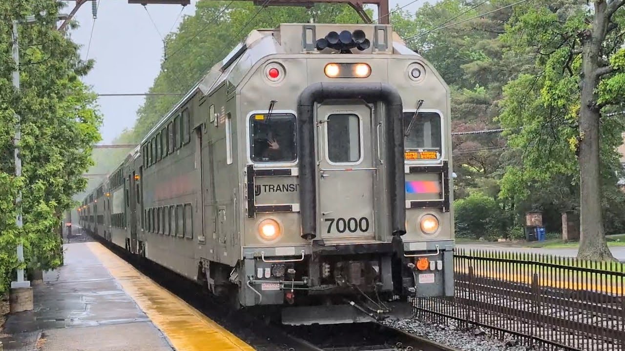Railfanning NJ Transit at Short Hills 5-22-25: Class Leader Bombardier MultiLevel Cab Car 7000 ...